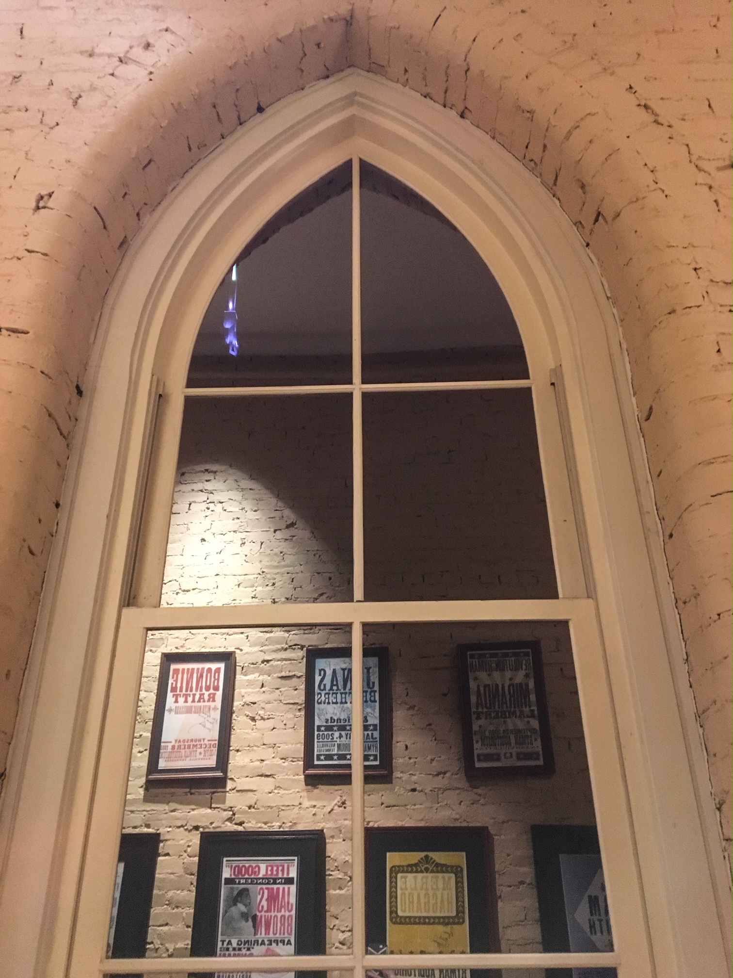 Travel in TN: Grand Ole Opry- Nashville – Eat. Drink. Smile.